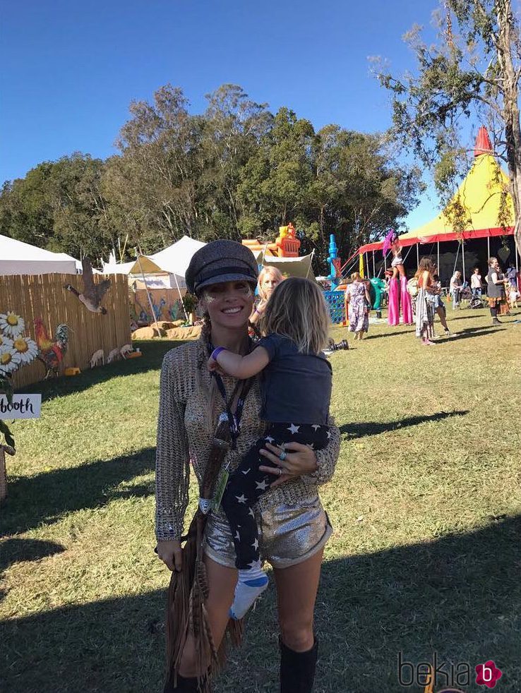 La actriz Elsa Pataky junto a su hijo Tristan en 'Splendour in the ...